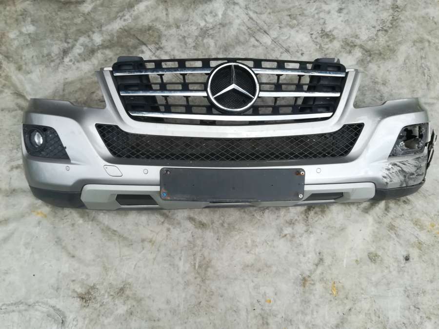 Решетка радиатора Mercedes ML W164 2005-2011г. | A1648880241 ...